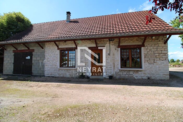Saint-Maurice-en-Rivière : Maison 3 pièces à vendre