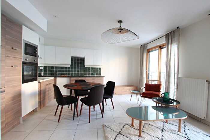 Appartement à louer - Gratte Ciel, Villeurbanne - 2 pièces - 1 chambre