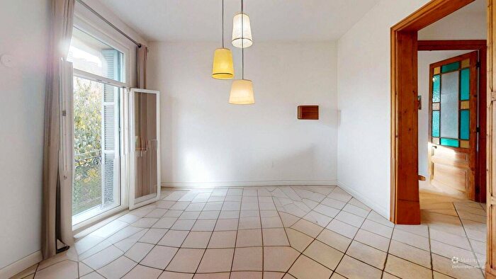 Place de Gaulle, Antibes - Appartement 4 pièces à louer