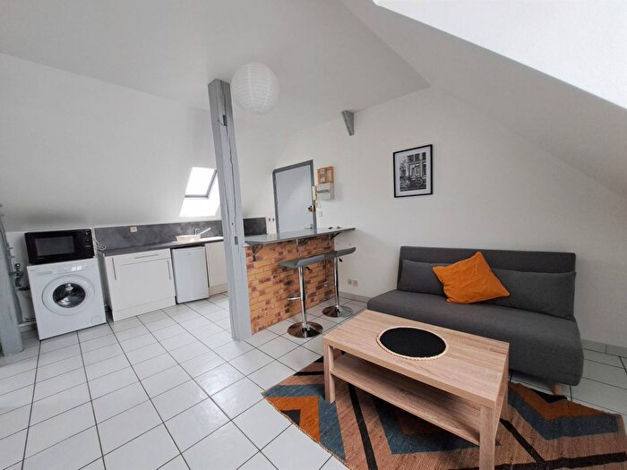 Appartement à louer - Troyes - 2 pièces - 1 chambre