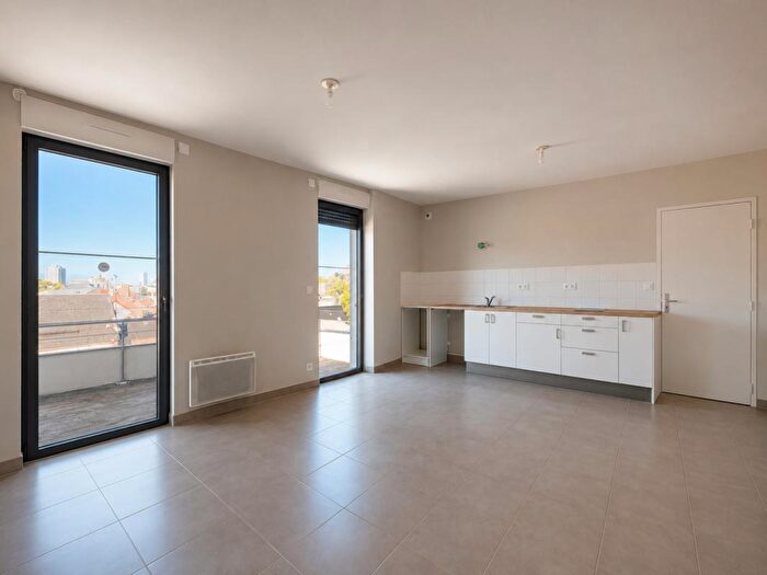 Tours, Lakanal, Strasbourg - Appartement 2 pièces à louer