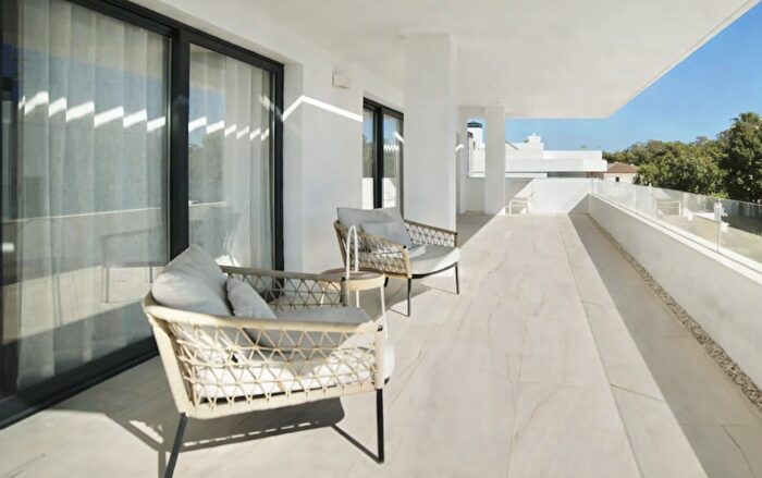 Appartement à vendre - Marseille e , Saint-Giniez - 5 pièces - 4 chambres