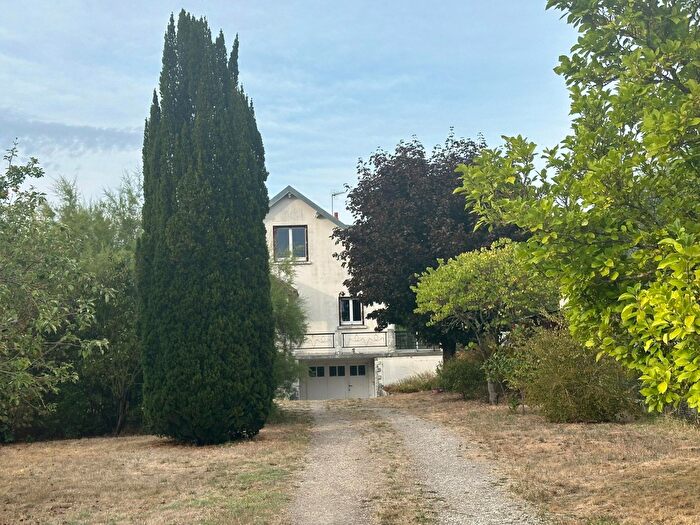Saint-Martin-sur-Ocre : Maison 5 pièces à vendre