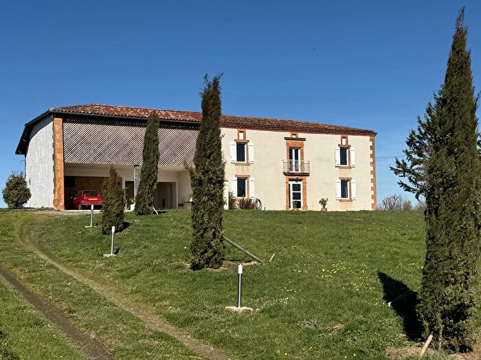 Maison à vendre - Boulogne-sur-Gesse - 6 pièces - 3 chambres