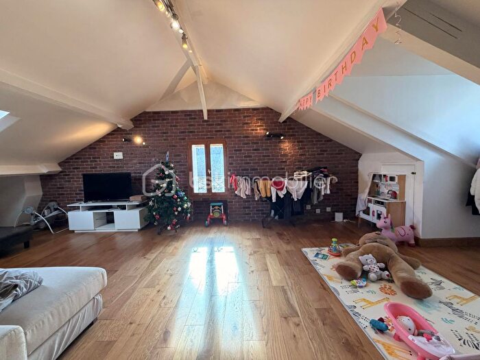 Appartement à vendre - Corbeil-Essonnes, Centre-ville - 3 pièces - 2 chambres