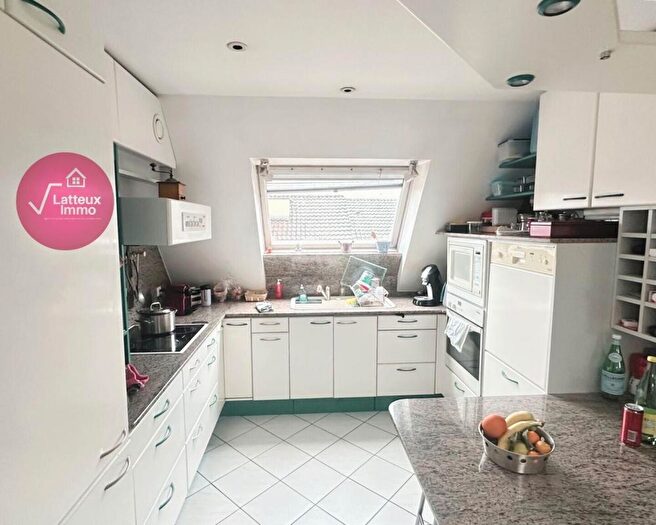 Appartement à vendre - Strasbourg, Meinau, Plaine des Bouchers, Hohwarth - 5 pièces - 3 chambres