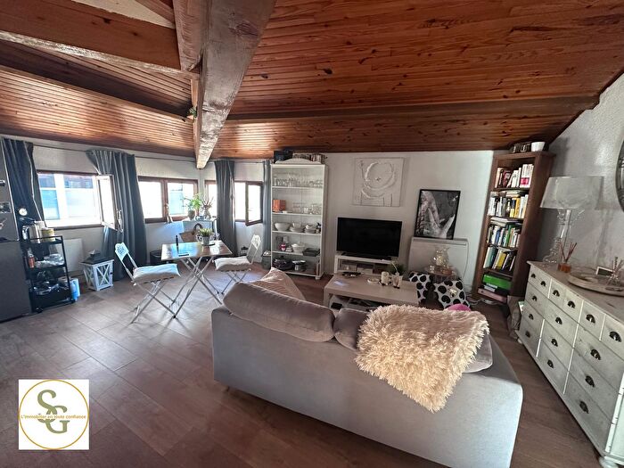 Gaillac, Centre-ville, Hom : Appartement 1 pièce à louer