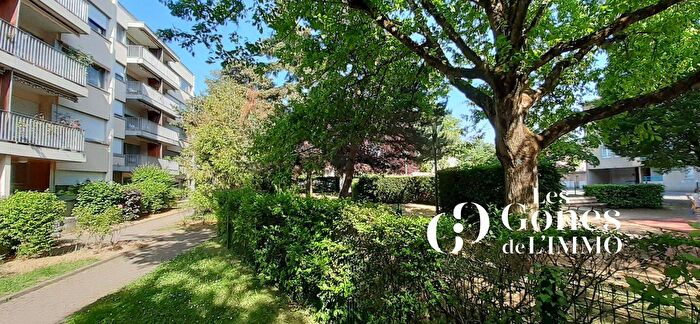 Francheville le Haut-Bruissin - Appartement 5 pièces à louer