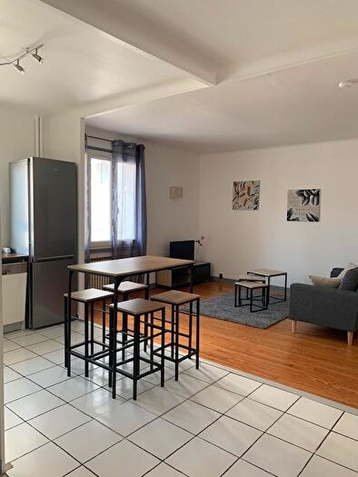 Appartement 4 pièces à Saint-Étienne, à louer