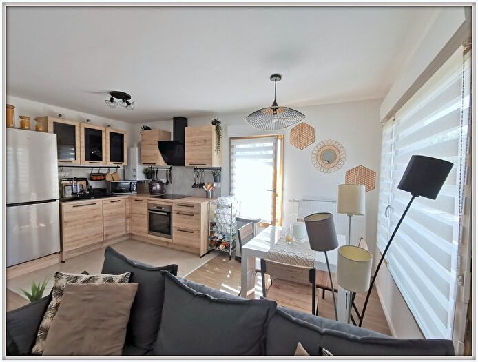 Appartement à vendre - Courdimanche - 3 pièces - 2 chambres