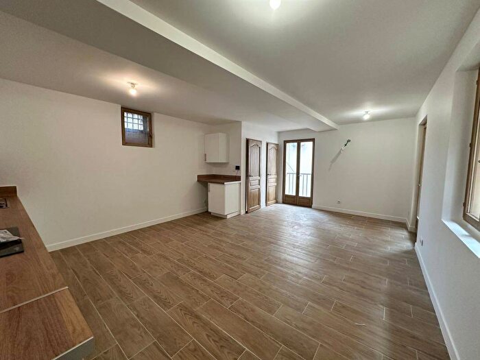 Maison à louer - Secteur Centre, Rivesaltes - 3 pièces - 2 chambres