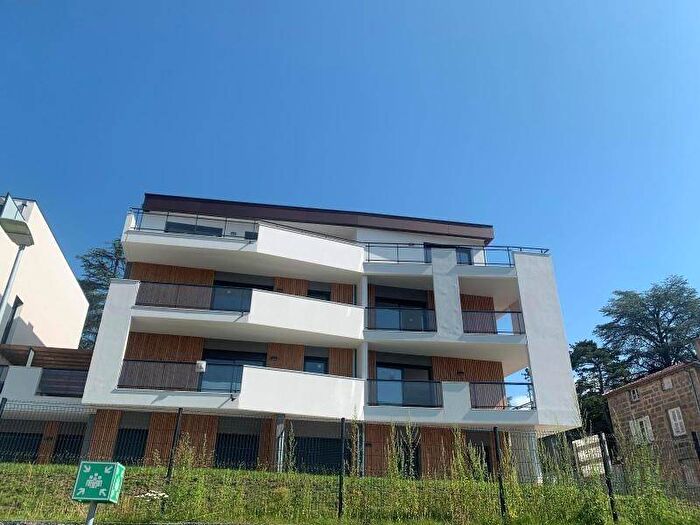 Appartement à louer - Est, Saint-Priest-en-Jarez - 2 pièces - 1 chambre