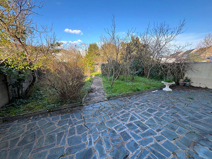 Maison à vendre - Nantes, Eraudière, La Marrière, Rond-point de Paris - 7 pièces - 5 chambres