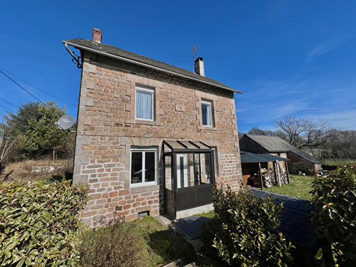 Vitrac-sur-Montane : Maison 5 pièces à vendre