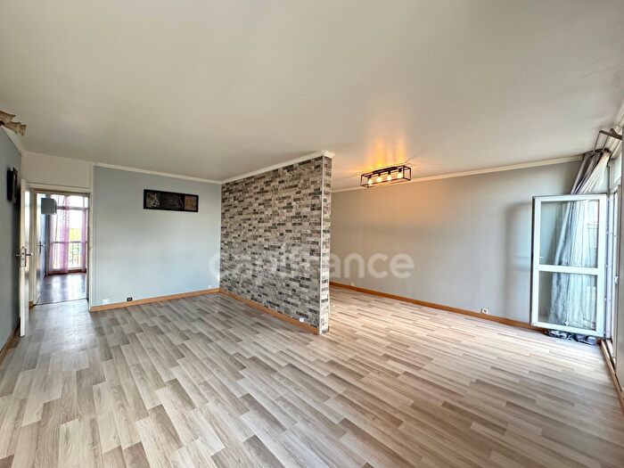 Ris-Orangis, Le Clos Langlet : Appartement 5 pièces à vendre