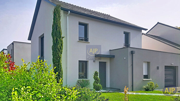 Orvault, Bourg, Secteur rural : Maison 7 pièces à vendre