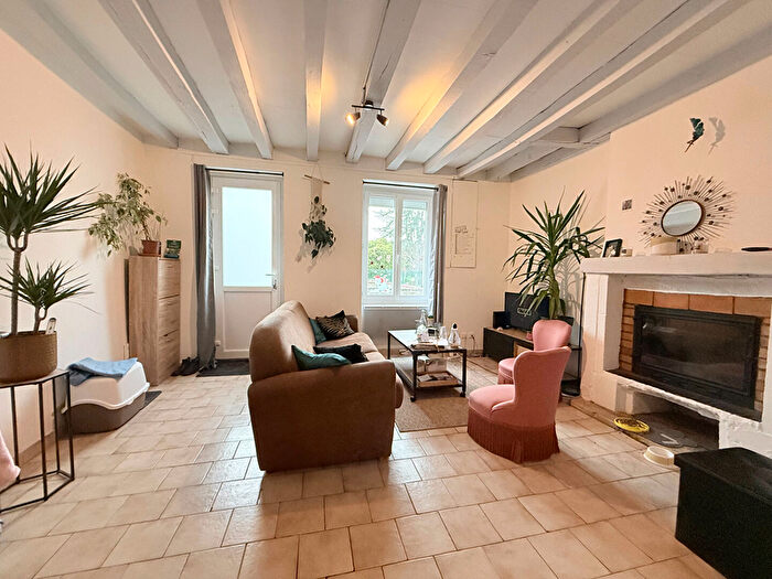 Maison à vendre - Lhôtellerie-de-Flée - 3 pièces - 2 chambres