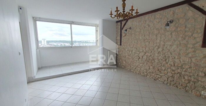 Appartement 4 pièces à vendre à Saint-Pierre-des-Corps, Grand Mail, Rabaterie, Aubrière