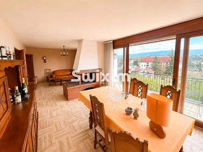 Maison 9 pièces à Lons-le-Saunier, Bel-Air, Docteur Jean-Michel, à vendre