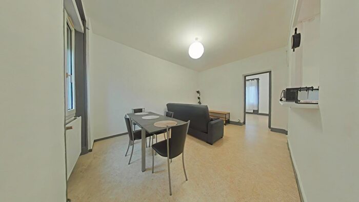 Appartement à louer - Saint-Étienne, Solaure, Croix de lOrme, Le Mont, La Jomayère - 3 pièces - 2 chambres