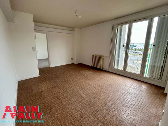 Appartement à louer - Châteaudun - 3 pièces - 2 chambres