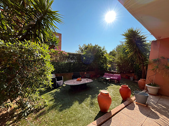 Appartement à vendre - Marseille e  - 3 pièces - 2 chambres