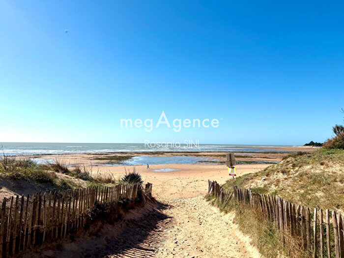 Maison à vendre - Longeville-sur-Mer - 7 pièces - 5 chambres