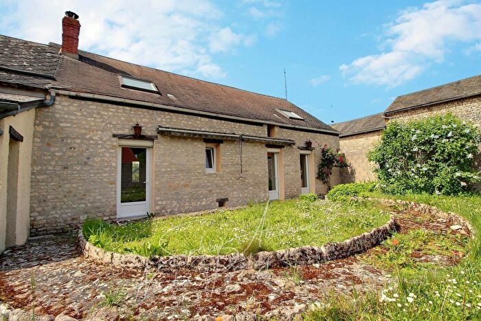 Maison 6 pièces à Outarville, à vendre