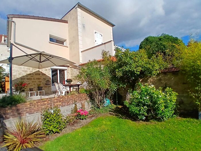 Maison à vendre - Houilles, Centre-ville - 6 pièces - 4 chambres