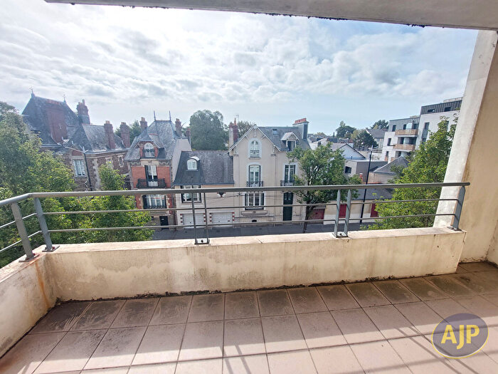 Appartement 2 pièces à louer à Nantes, Longchamp, Rond-Point de Rennes, Perverie, Américains