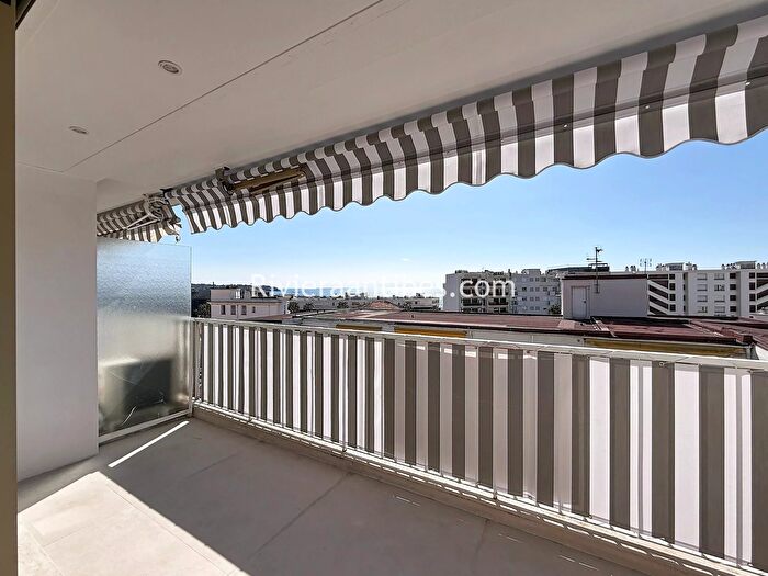 Appartement 3 pièces à vendre à Antibes, Juan-les-Pins, Le Cap