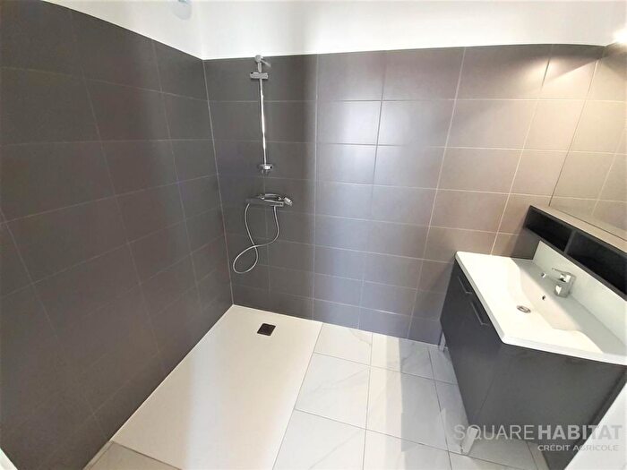 Appartement 2 pièces à louer à Clermont-Ferrand, Vallières, Sallins, Poncillon