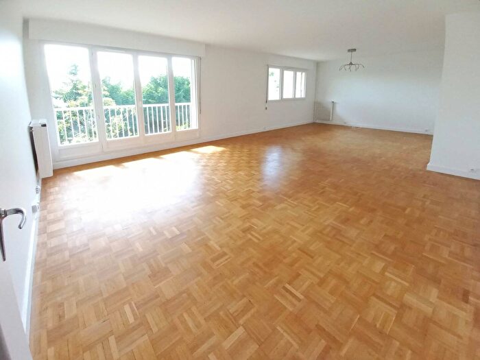 Cimetiere, Créteil : Appartement 4 pièces à louer
