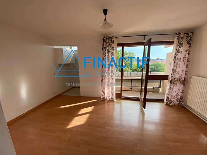 Appartement à louer - Aix-en-Provence, Val Saint-André - 1 pièce