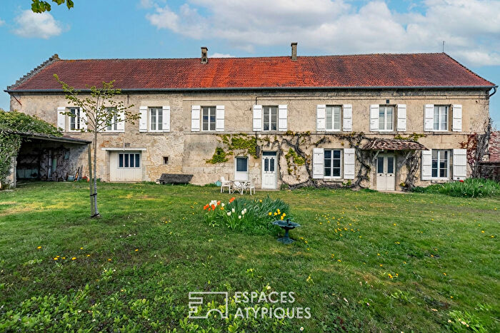 Maison à vendre - Crépy-en-Valois, Prévert, Vassal - 8 pièces - 6 chambres