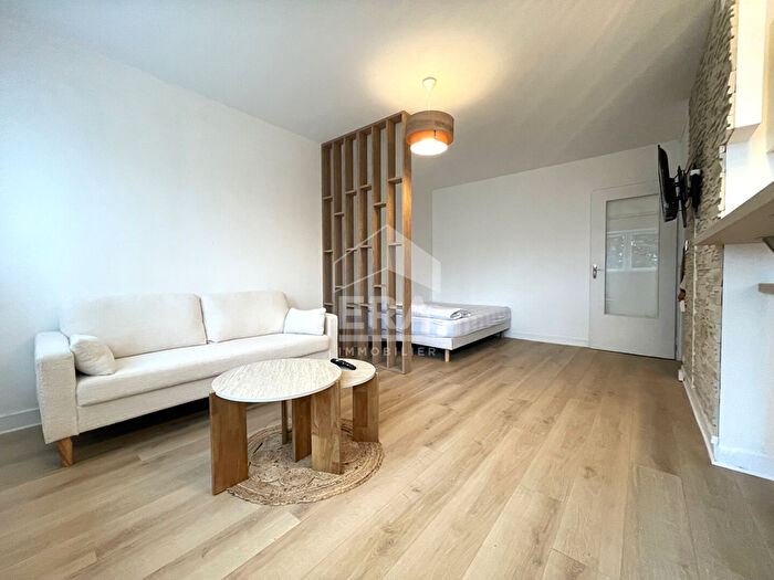 Appartement 1 pièce à Orléans, La Madeleine, Saint-Laurent, à louer