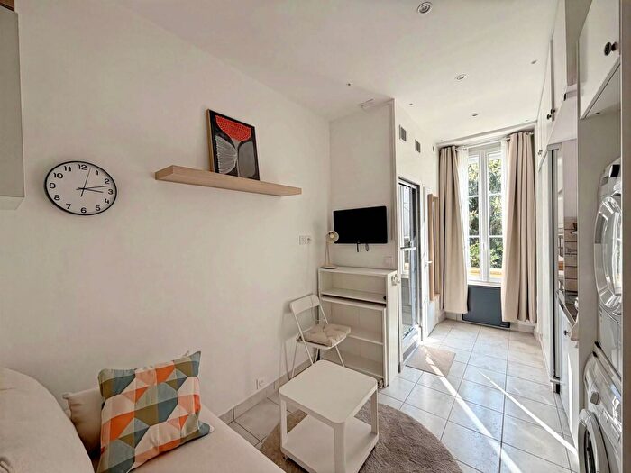 Appartement à louer - Vignerons, Vincennes - 1 pièce