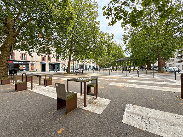 Appartement 4 pièces à Quartiers Ouest, Bourg l'Evesque, à vendre