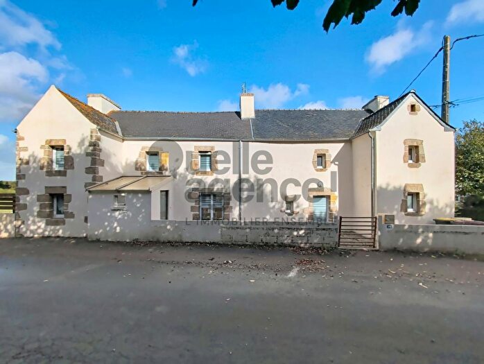 Plougonven : Maison 5 pièces à vendre