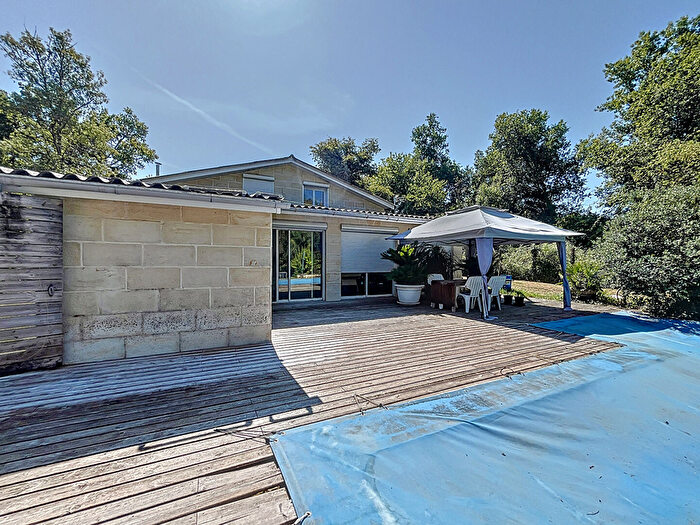 Maison à vendre - La Lande-de-Fronsac - 5 pièces - 3 chambres