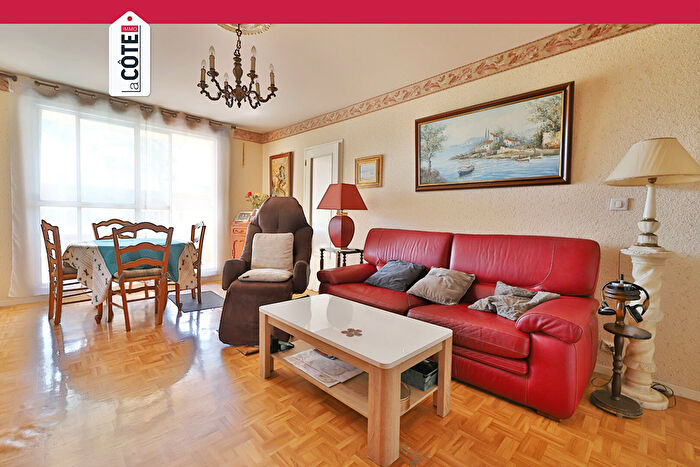 Appartement à vendre - Vitrolles, Bords de létang, Tribales, Ferme de Croze - 4 pièces - 3 chambres