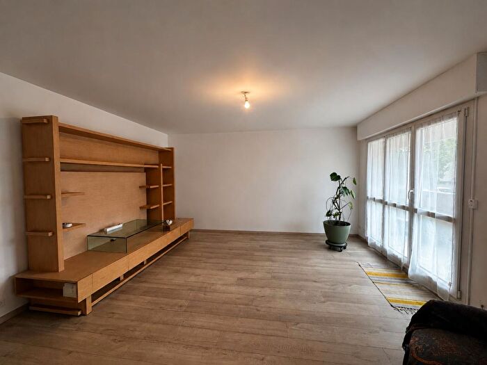 Montgeron, Centre-ville, Gare : Appartement 5 pièces à vendre