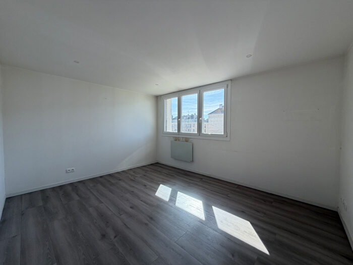 Appartement à vendre - Troyes, Ecrevolles - 3 pièces - 2 chambres