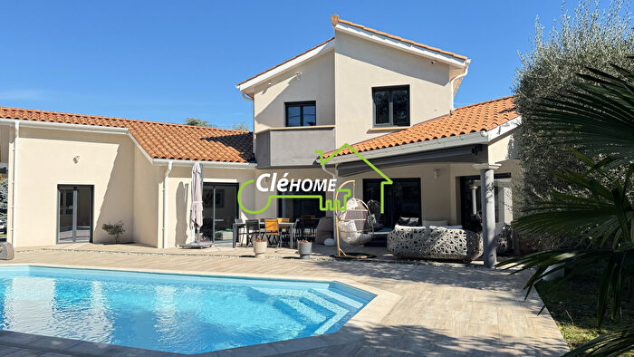 Maison à vendre - Lentilly - 8 pièces - 6 chambres