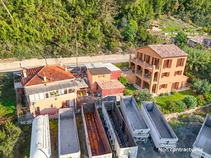 Maison à vendre - Drap - 5 pièces - 4 chambres