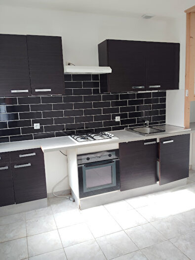 Maison à louer - Naintré - 2 pièces - 1 chambre