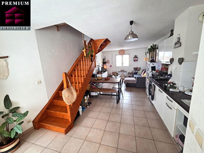 Appartement à vendre - Baho - 2 pièces - 2 chambres