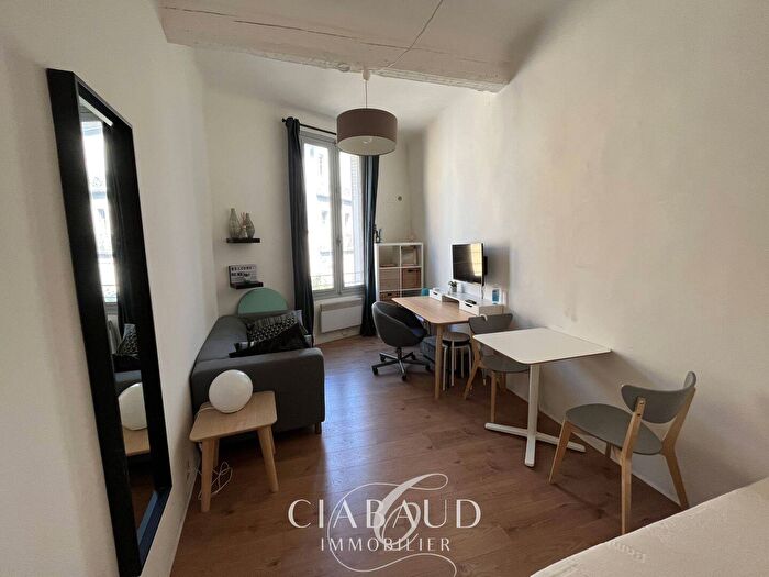 Appartement 1 pièce à louer à Aix-en-Provence