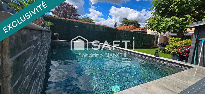 Maison 5 pièces à Loyettes, à vendre