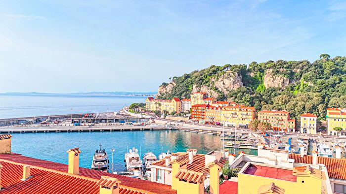 Appartement à vendre - Nice, Le Port - 2 pièces - 1 chambre